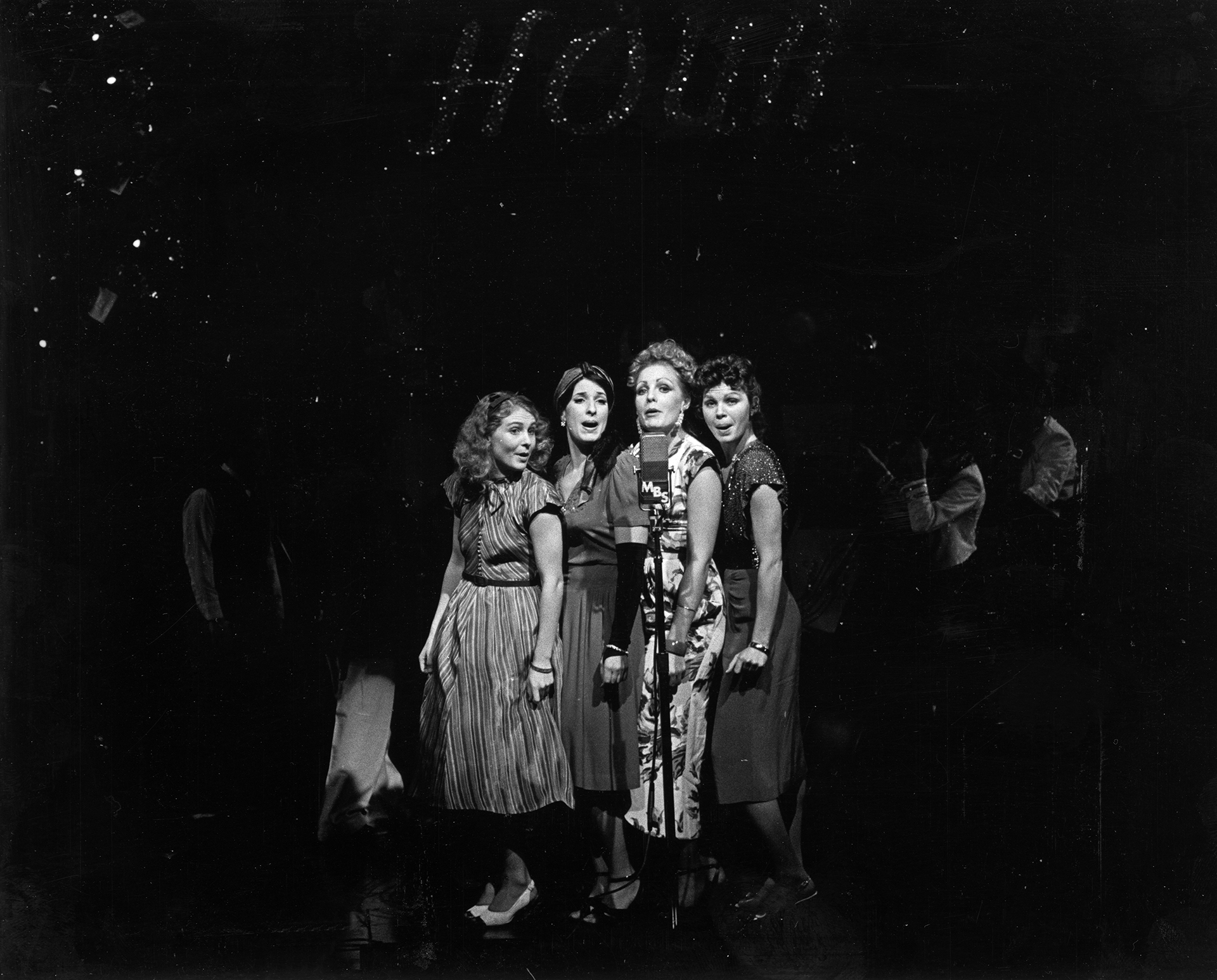 MAN IS MAN | Yale Repertory Theatre